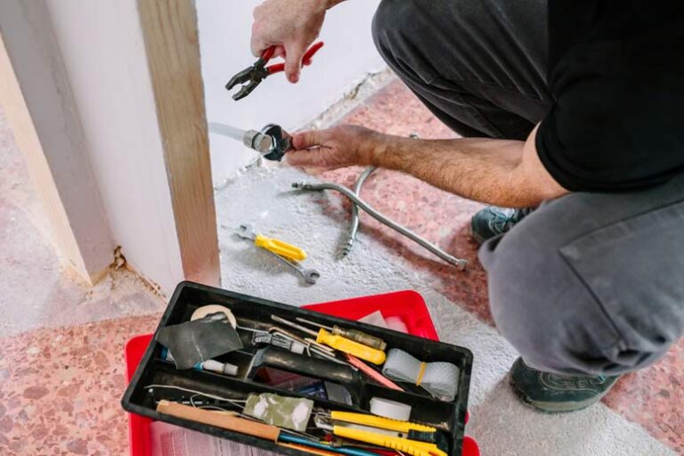How To Price Handyman Jobs: 10 Steps Guide - Invoice Fly
