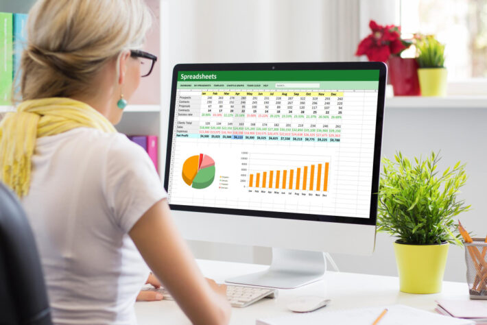 Income Statement: 2025 Guide for Freelancers & Small Businesses