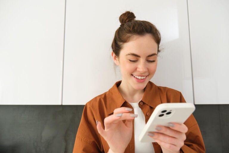 What Is Cash App? A Guide to Sending, Receiving & Using Money – Invoice Fly
