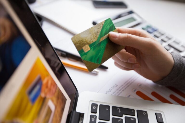 Billing Cycles Explained: Types, Duration & Payment Insights – Invoice Fly