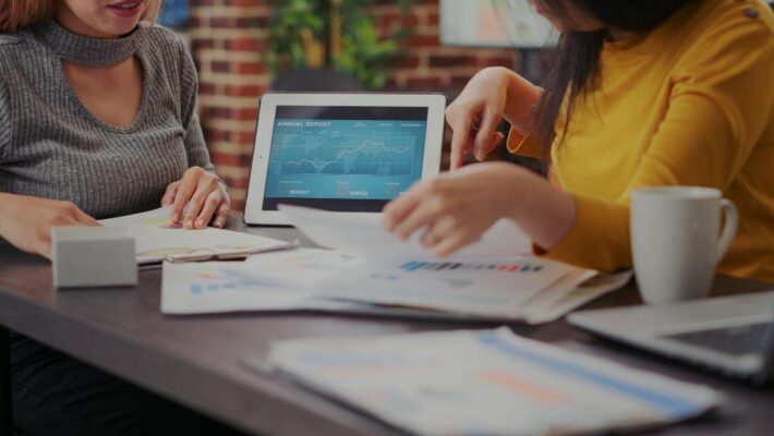 What Is Unbilled Revenue? Accounting & Journal Entry Examples – Invoice Fly