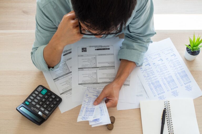 Gross Receipts: Definition, Examples, and How to Calculate – Invoice Fly