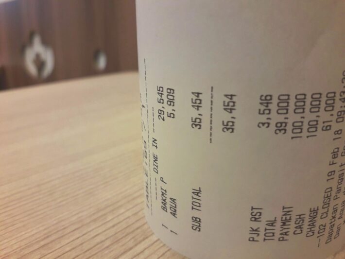 Receipt Paper Guide: Types, Safety & How Thermal Paper Works – Invoice Fly