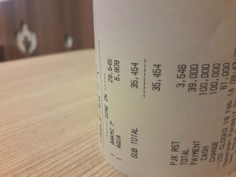 Receipt Paper Guide: Types, Safety & How Thermal Paper Works – Invoice Fly